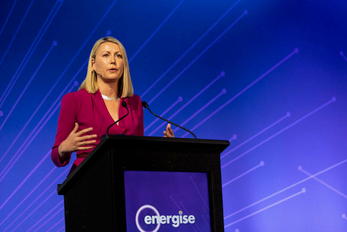 UK public ‘deeply conflicted’ about air travel | Business Travel News ...