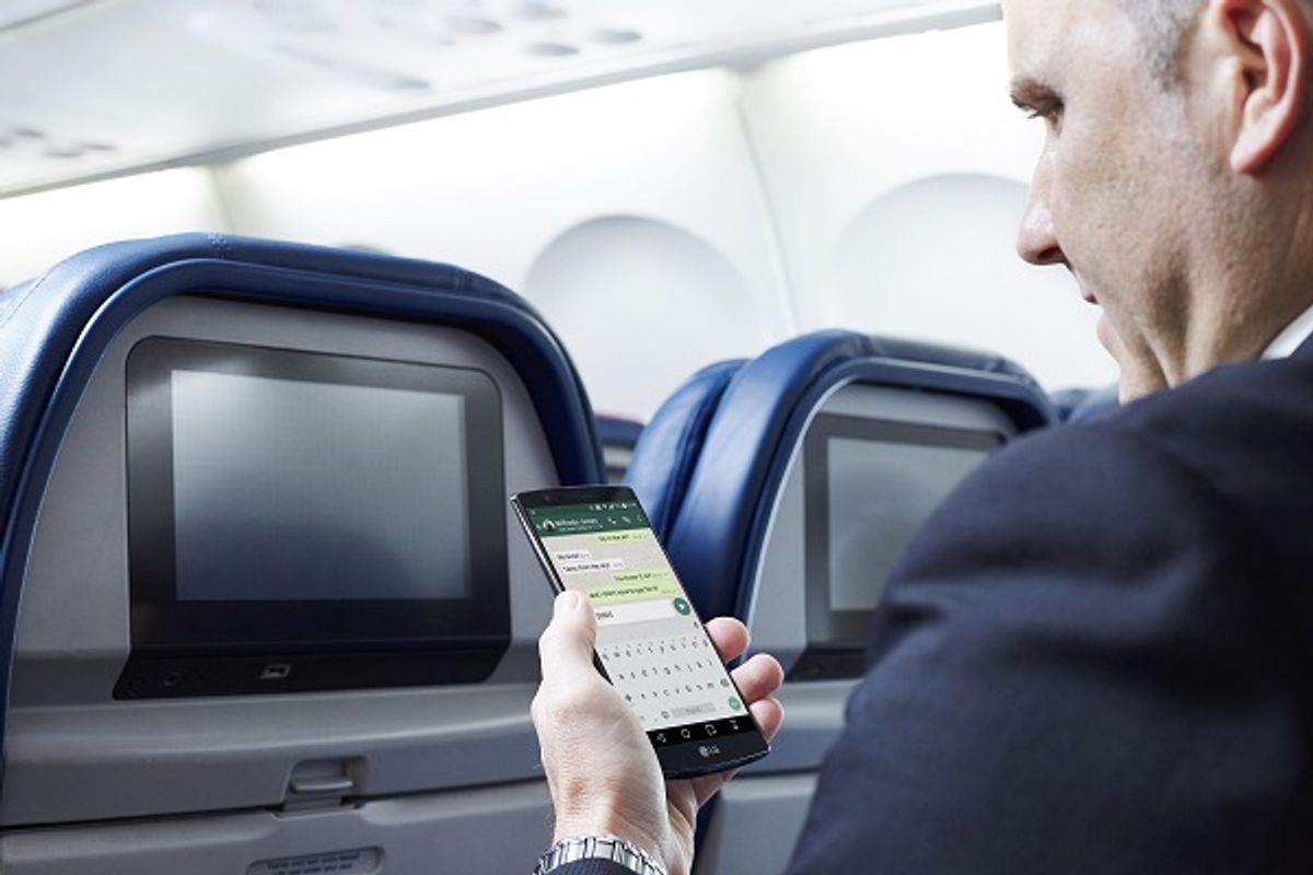 Delta to offer free messaging on planes | Business Travel News Europe