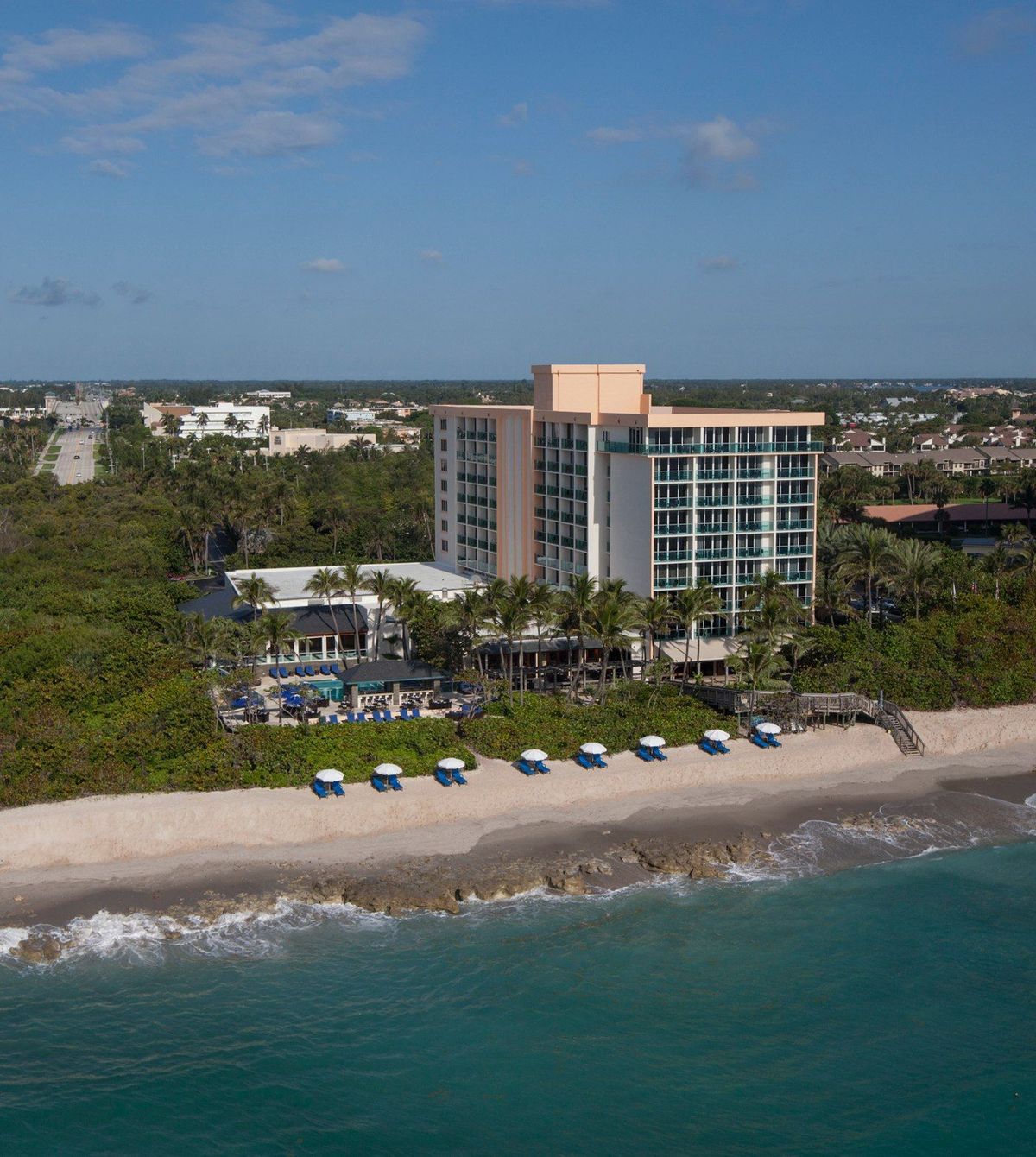 Jupiter Beach Resort & Spa Offers the Only Oceanfront Accommodations in ...