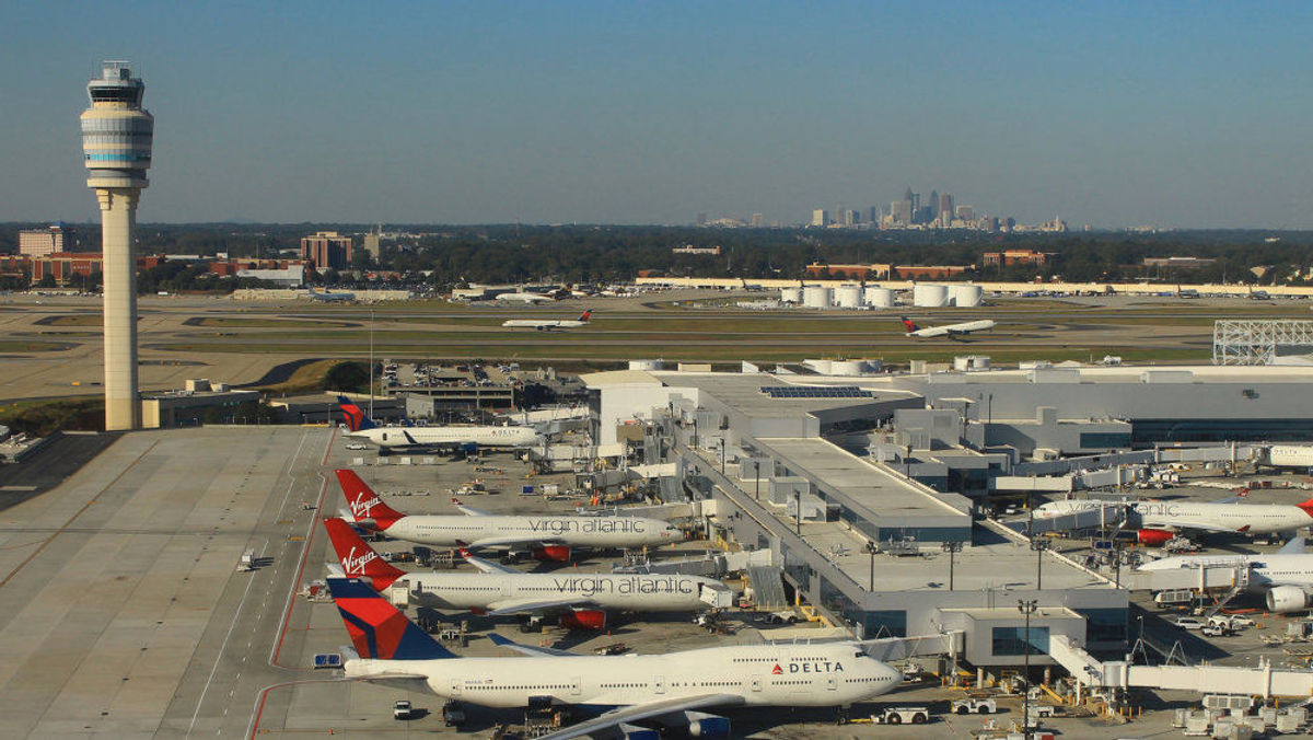 Delta Pilots Automated Boarding in Atlanta | TravelPulse