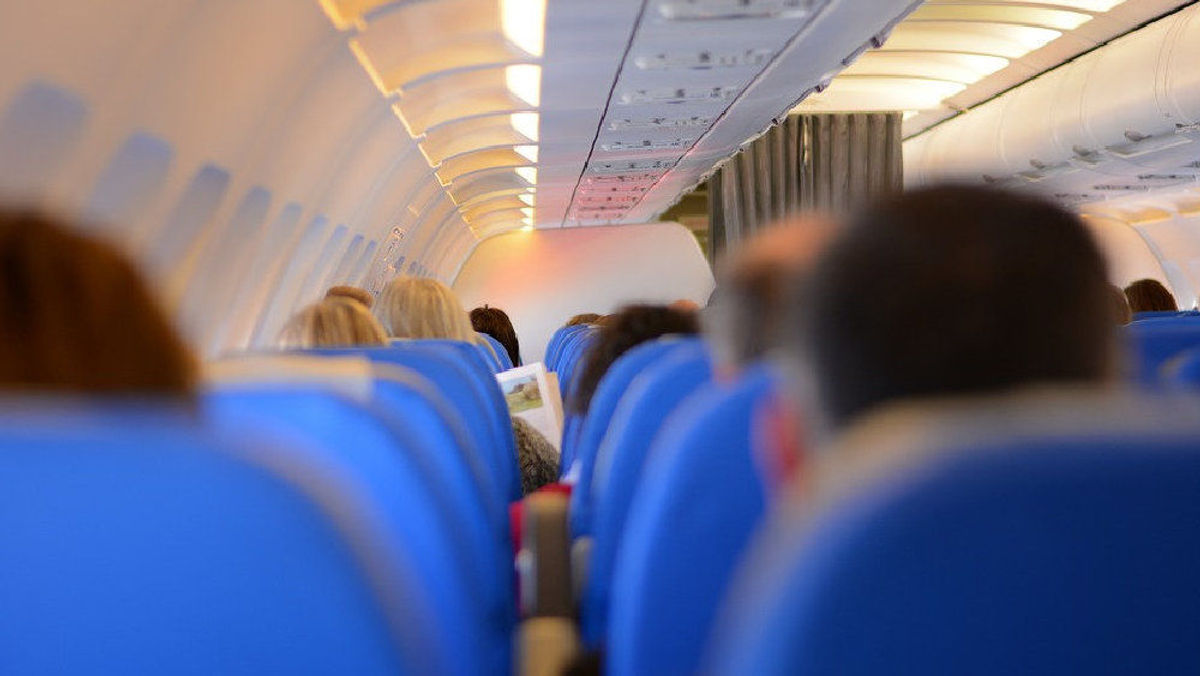 Air Travel 101: How to Get Through a Long Flight | TravelPulse