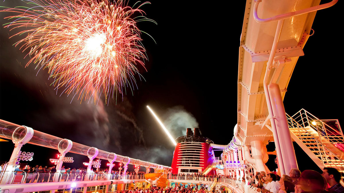How Cruise Ships Are Celebrating the Fourth of July | TravelPulse
