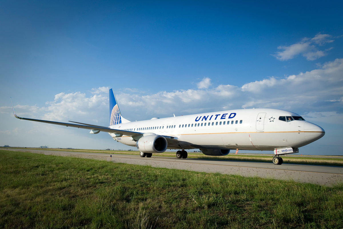 United Airlines CEO Will Explore Other Alternatives to Boeing 737 MAX ...