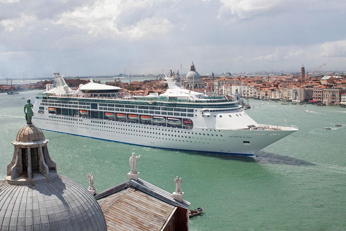 Ship Returns Early After Noro Outbreak, Medical Emergency | TravelPulse