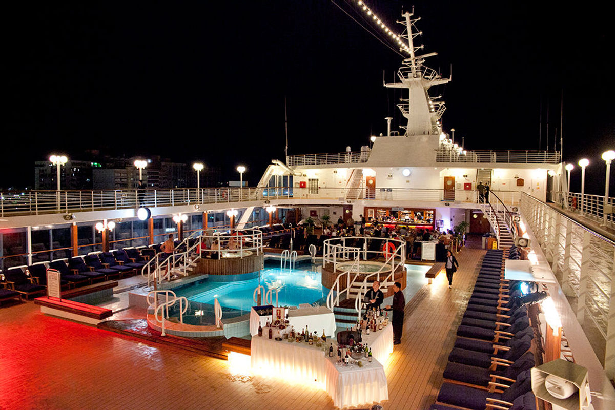 Azamara Continues Free Evening Events On Every Voyage | TravelPulse