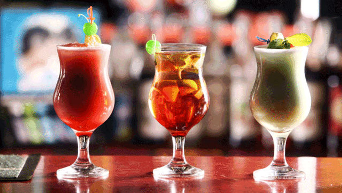 10 Airport Bars for the Alcohol Sipping Traveler | TravelPulse Canada