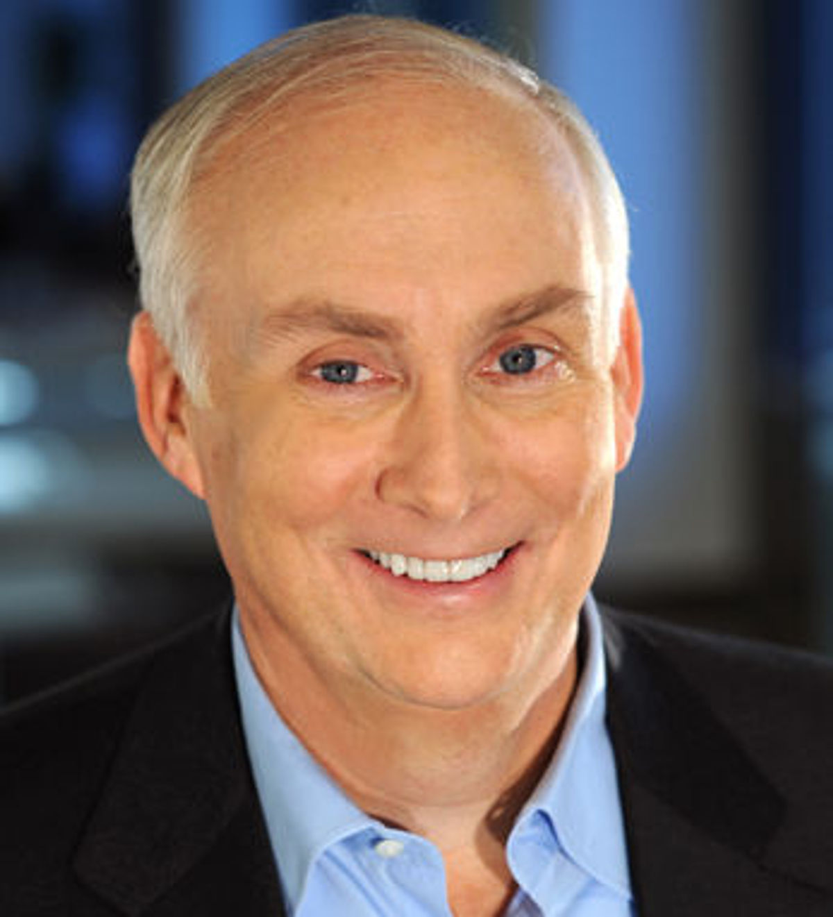 Ed Gilligan, President of American Express, Dies | TravelPulse