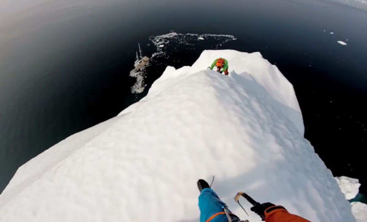 Greenland's Beauty Serves as Backdrop for Insanely Terrifying iceberg ...