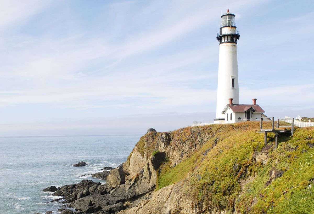 Celebrate National Lighthouse Day With These Unique Lighthouses ...