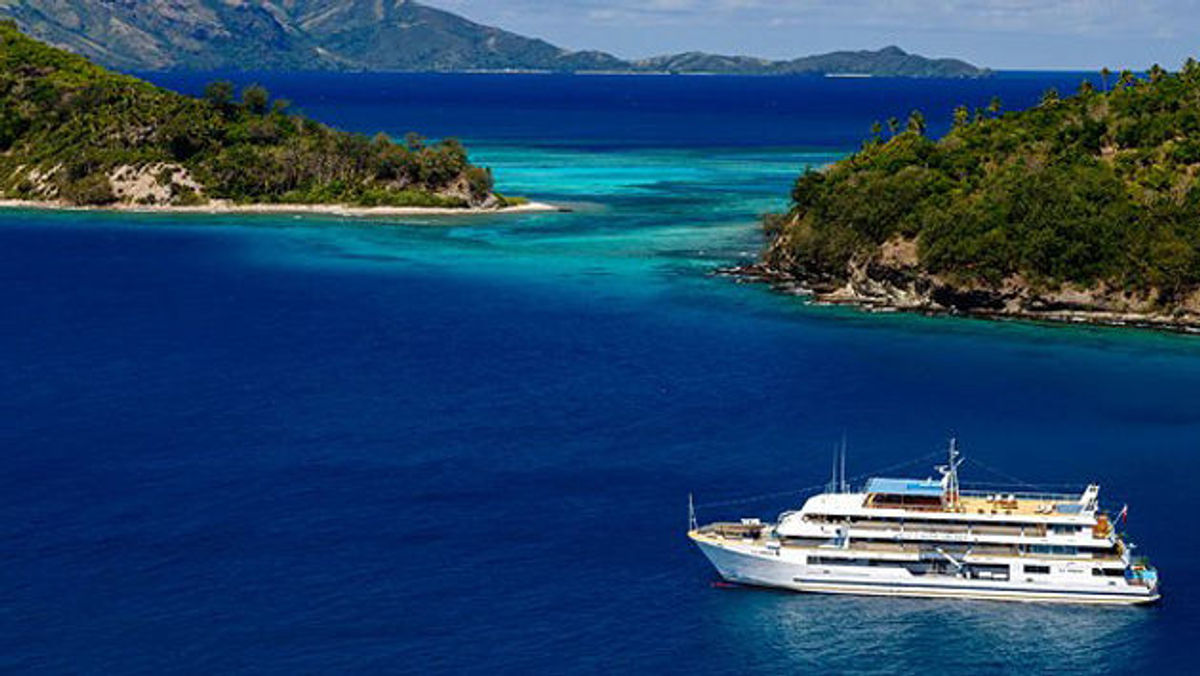 Fiji Princess Gets a Royal Makevoer | TravelPulse