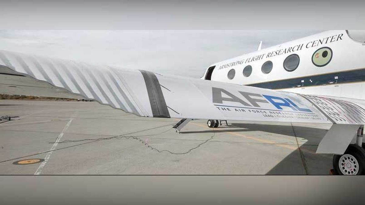 Flexible Wings Could Soon Be a Reality for Commercial Airplanes ...