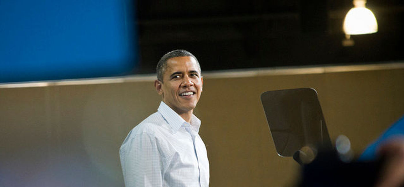 WATCH: Barack Obama Learns To Kitesurf With Richard Branson | TravelPulse