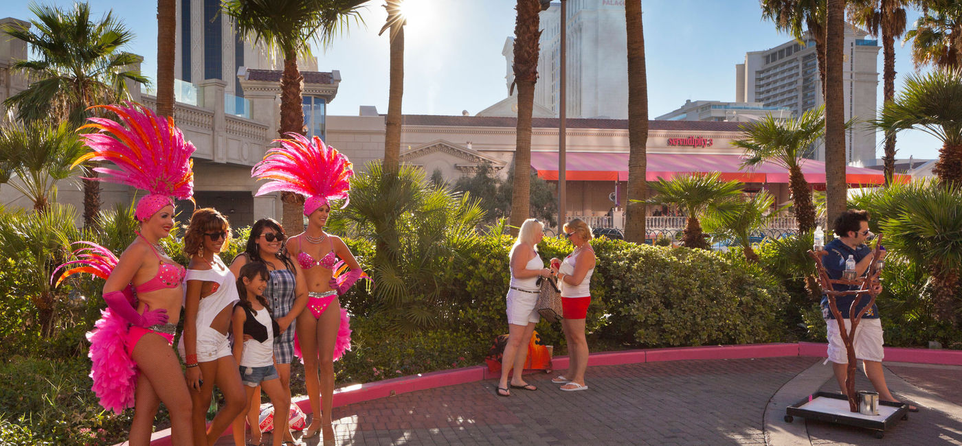 Showgirls Returning to the Las Vegas Strip | TravelPulse