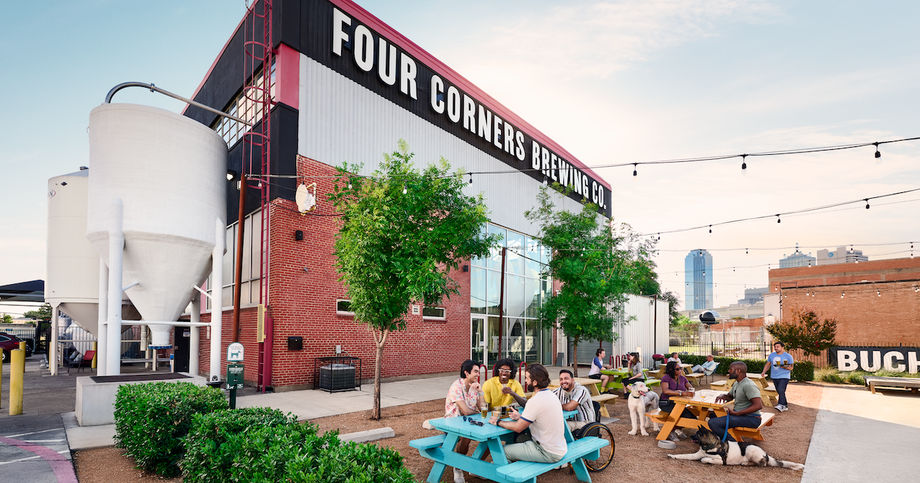 Dallas Expanding Walkable Spaces Across Multiple Neighborhoods ...