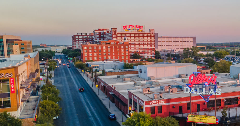 Dallas Expanding Walkable Spaces Across Multiple Neighborhoods ...