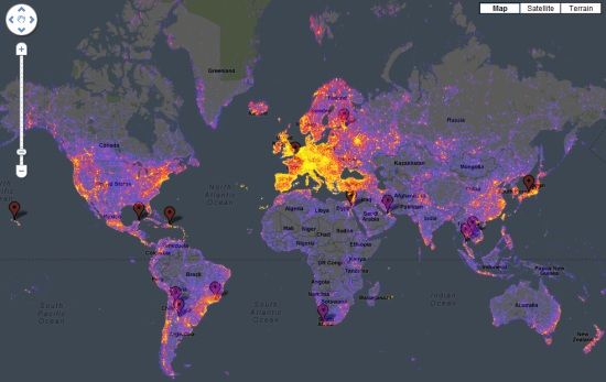 Google Map shows volume of tourists taking pictures in every location ...