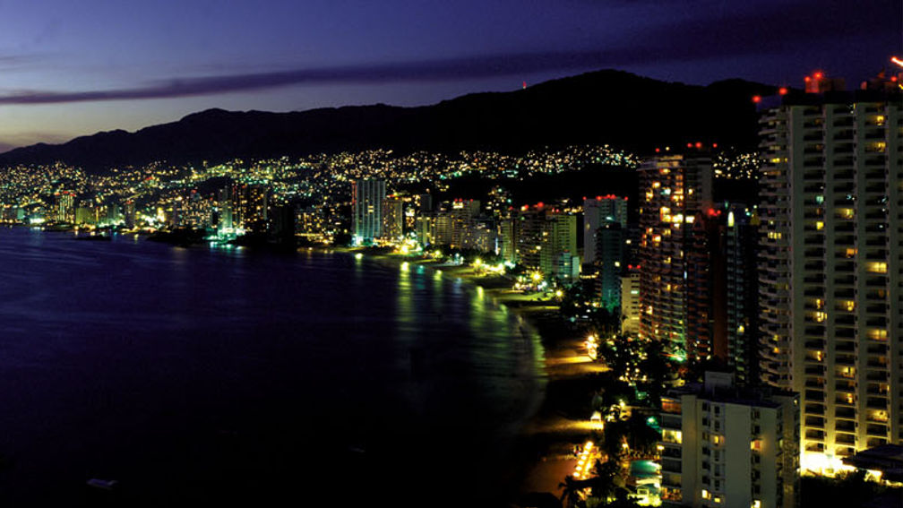 10 Things You Need to Know About Acapulco | TravelAge West