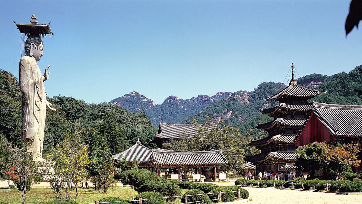 What to Expect From a South Korea Temple Stay — And How to Book One ...