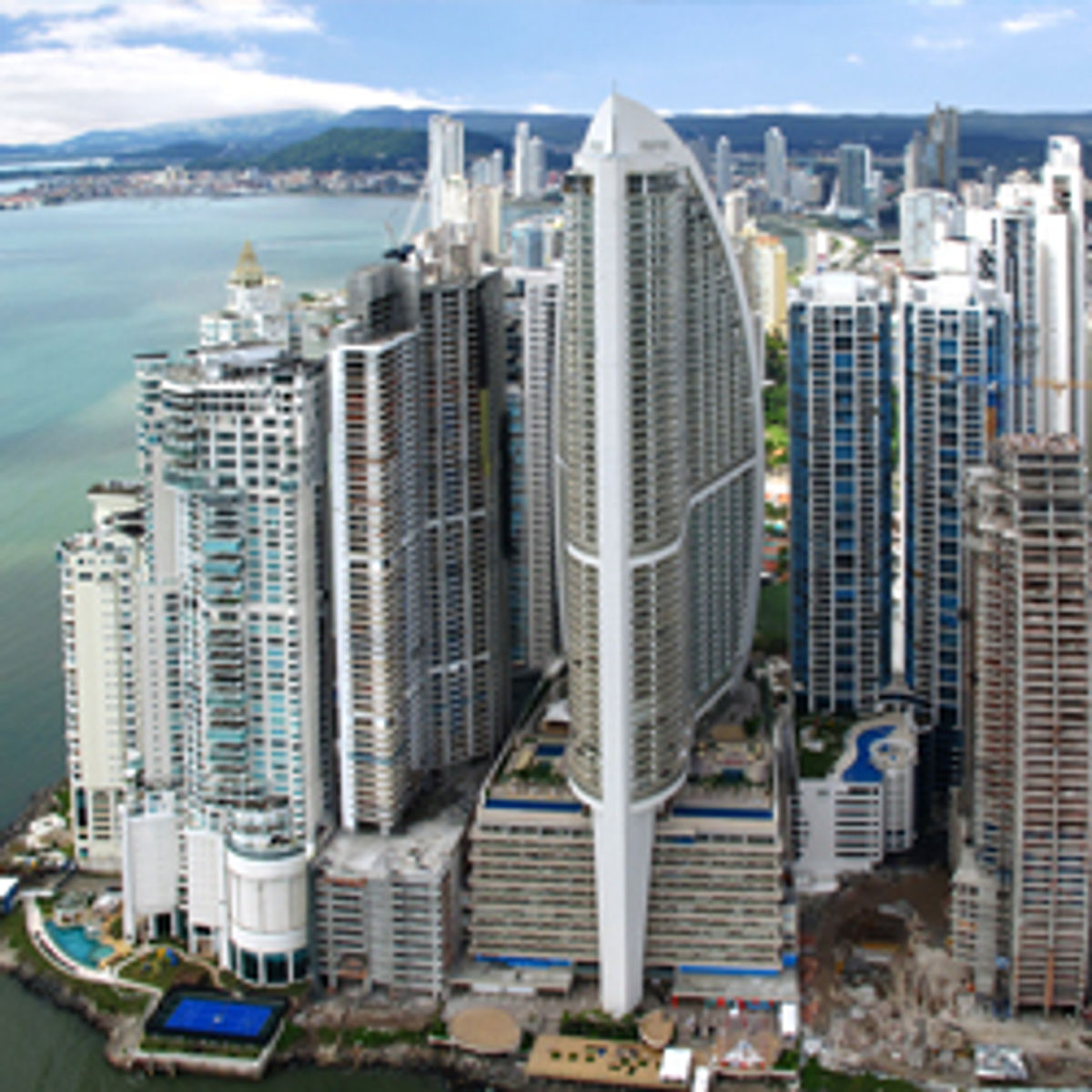 Five Ways to Visit Panama | TravelAge West