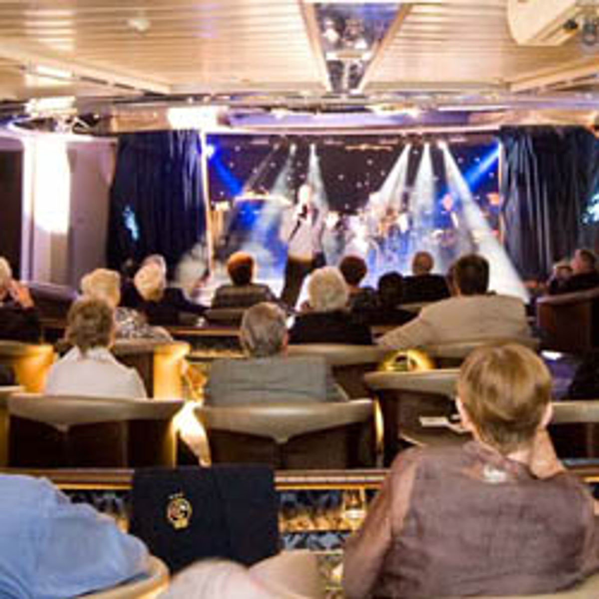 Cruise Lines Focus on Meetings at Sea | TravelAge West