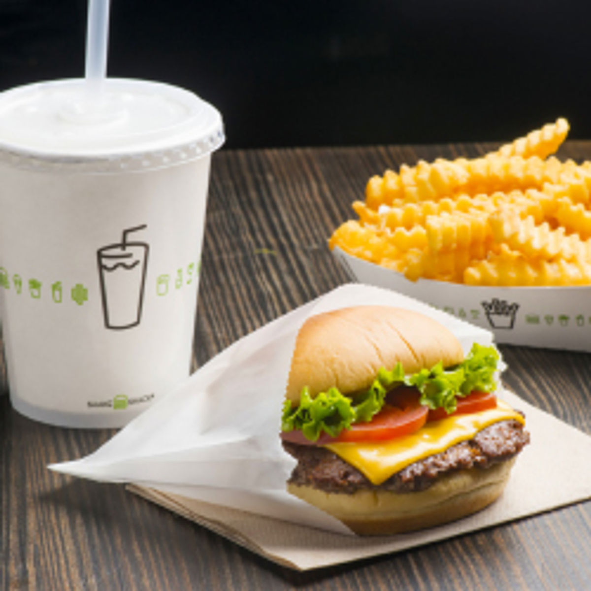 Shake Shack Opens at LAX | TravelAge West
