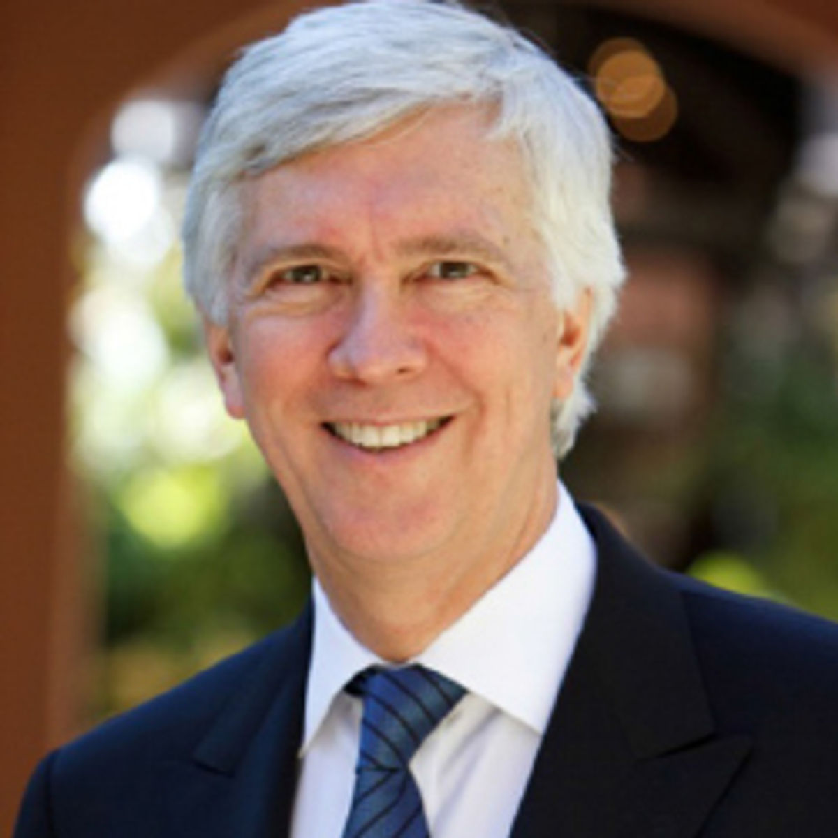 Cowdray Wins Lifetime Achievement Award | TravelAge West