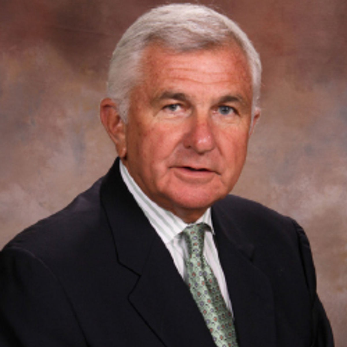 Bill Smith Retires From Virtuoso, Beth Butzlaff Promoted | TravelAge West