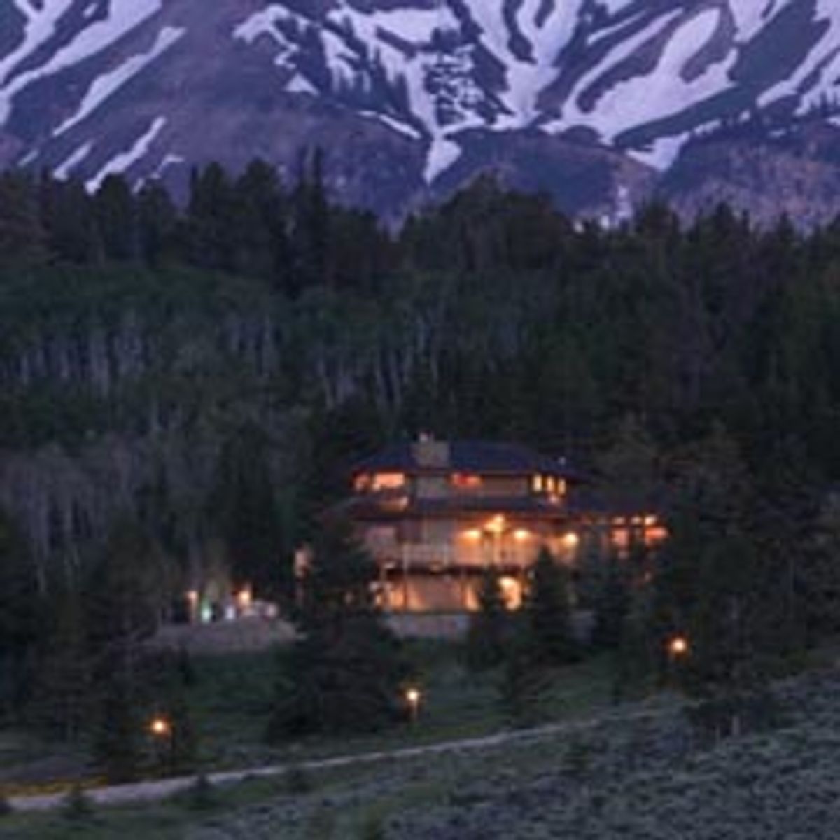 Free Fly Fishing at Jackson Fork Ranch | TravelAge West
