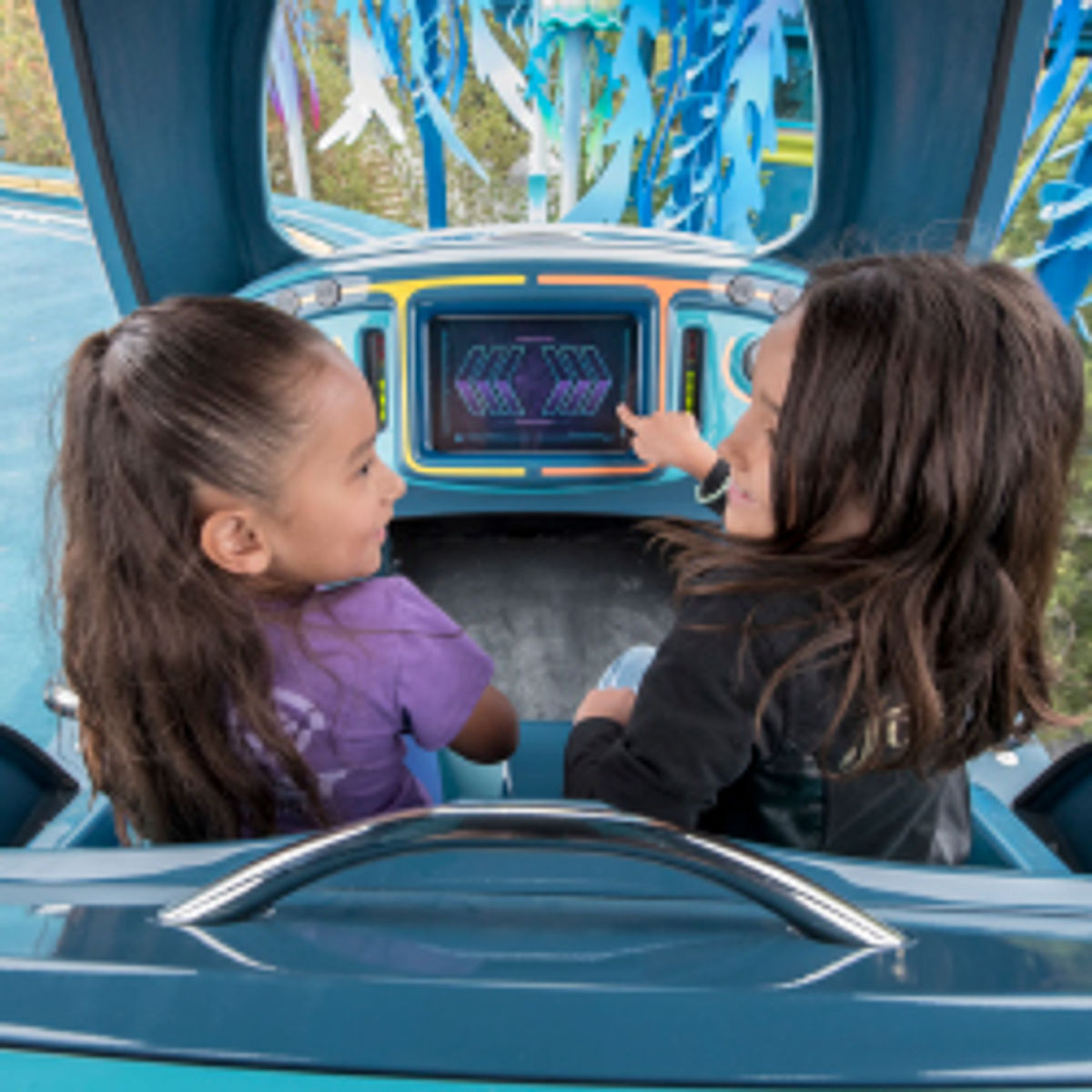 seaworld logo evolution