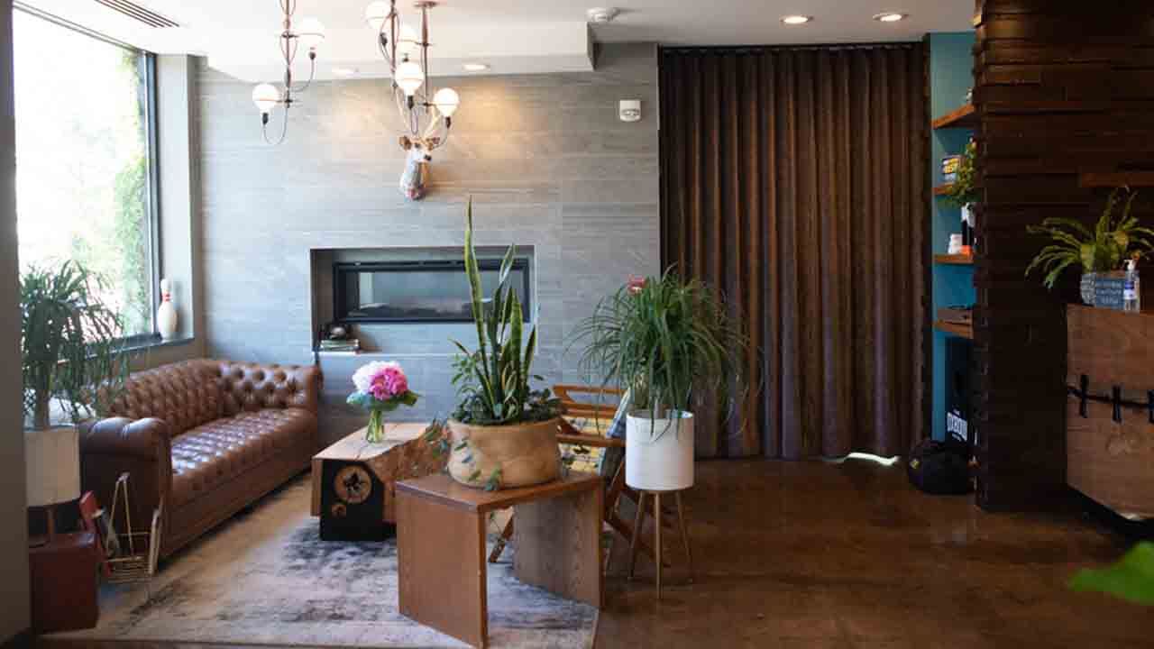 Hotel Review: The Oxbow Hotel in Eau Claire, Wisconsin | TravelAge West