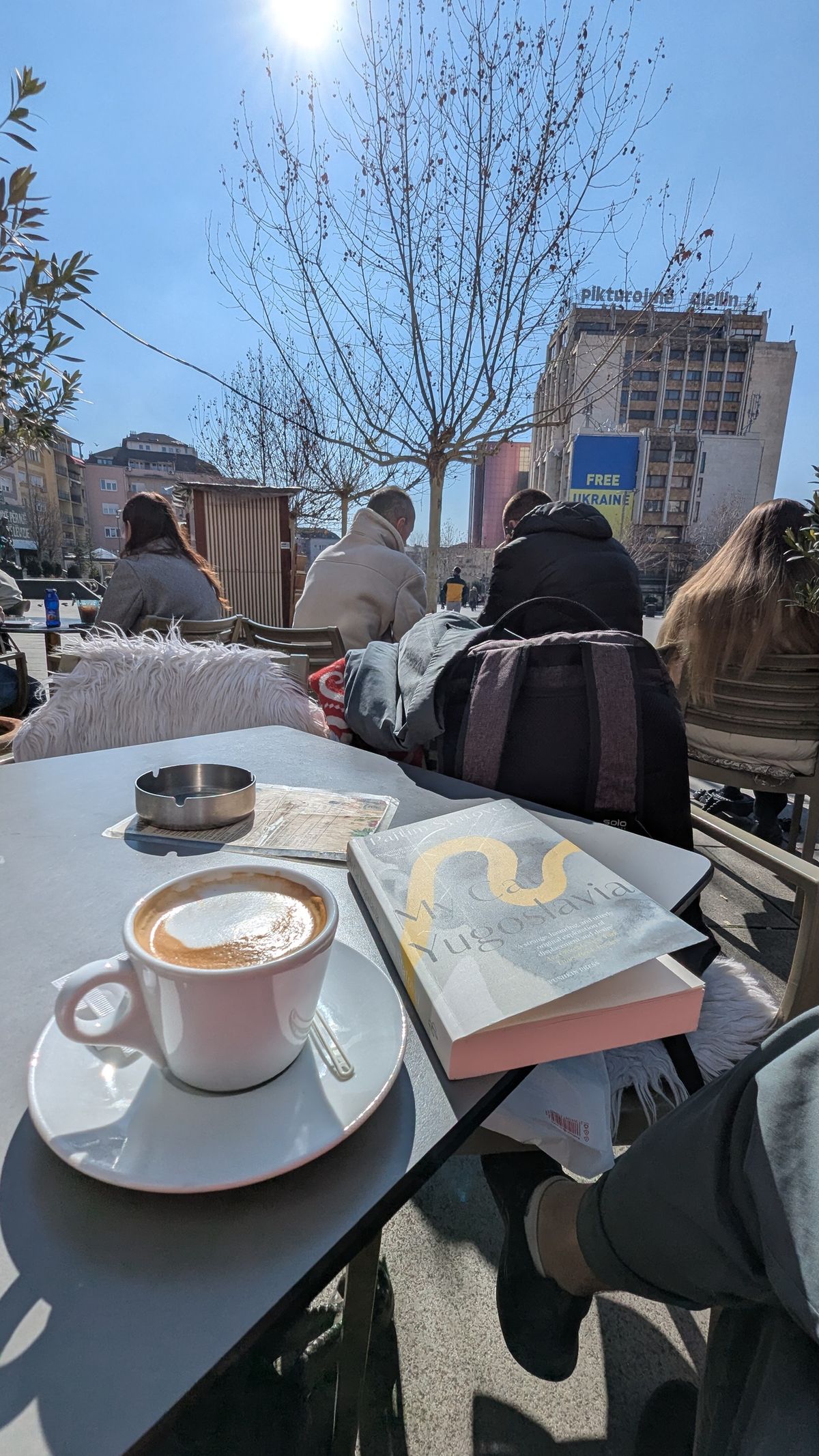 Les places publiques, ces salles de classe à ciel ouvert | TravelPulse ...