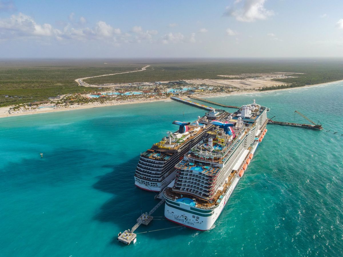 Carnival Cruise Line Welcomes First Excel Class Ship to Celebration Key ...