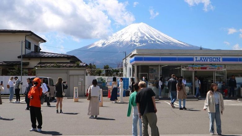Japan builds barrier to block view of Mount Fuji: Travel Weekly Asia