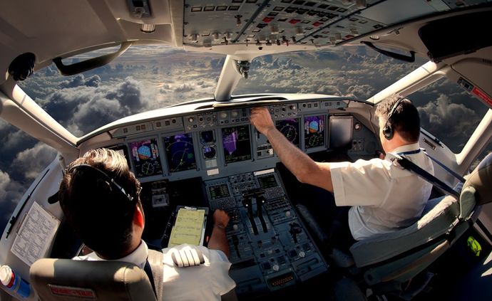 Plane flies off course as pilots fell asleep: Travel Weekly Asia