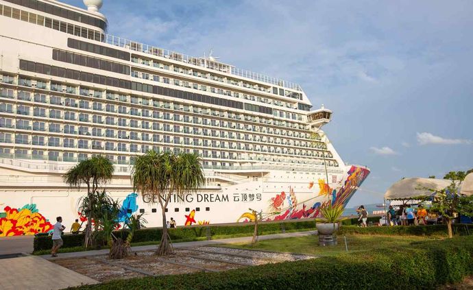 Genting Dream becomes largest cruise ship to berth at Phuket: Travel ...