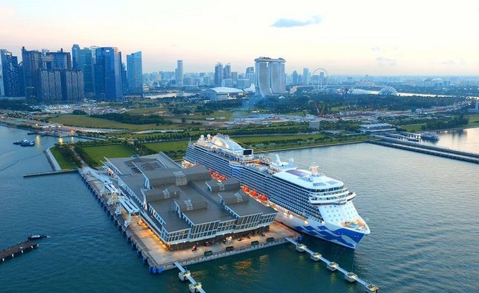 Singapore sets sights on creating bigger waves for regional cruising ...