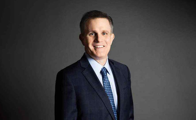 No. 1 players in the digital and hotel arenas pledge their loyalty ...