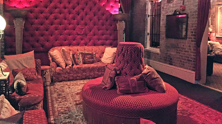 Walking in New Orleans: Travel Weekly