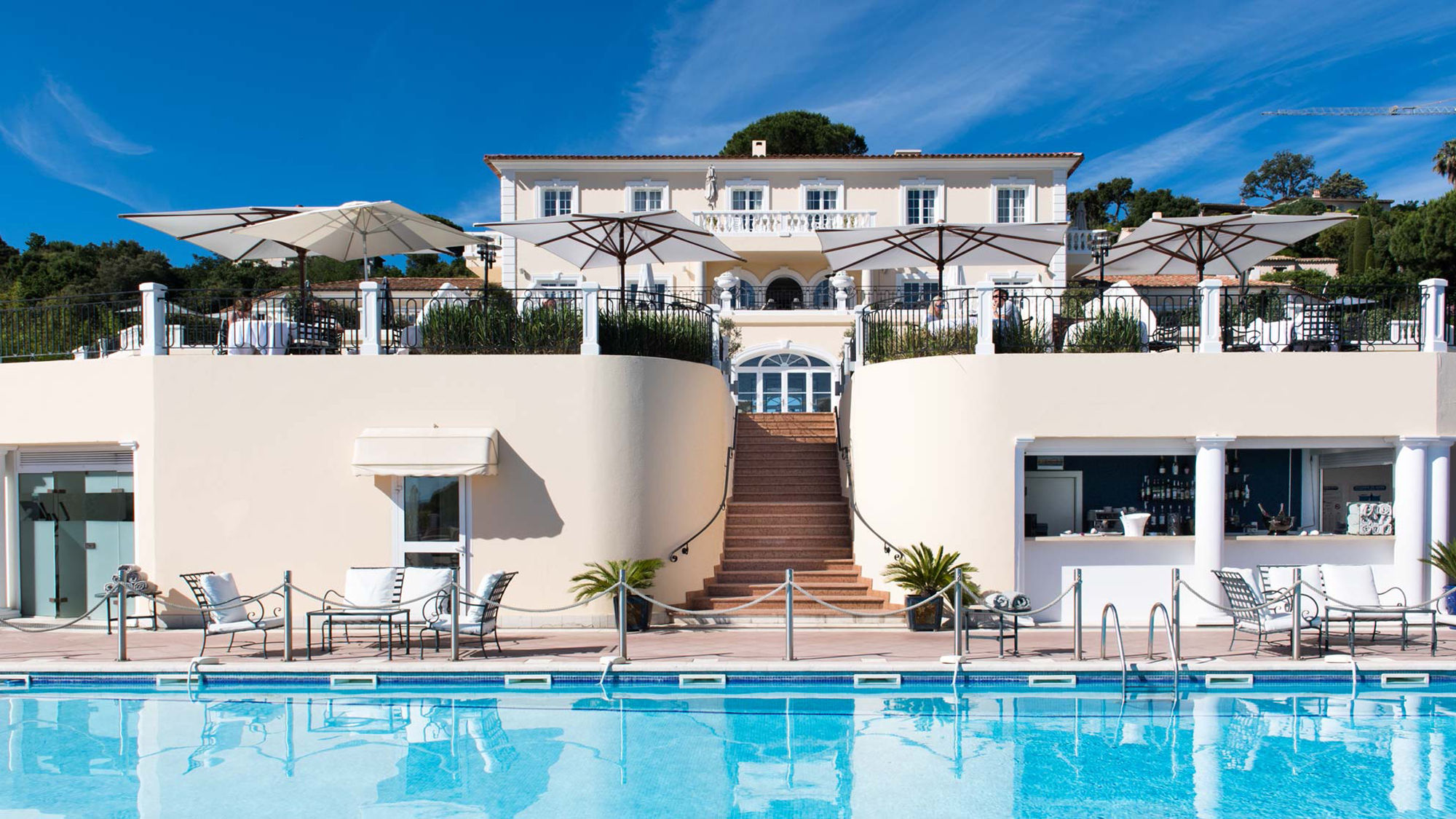 Hotels present two takes on luxury on the French Riviera: Travel Weekly