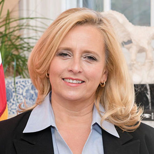 Women in Travel and Tourism International's Laura Mandala: Travel Weekly