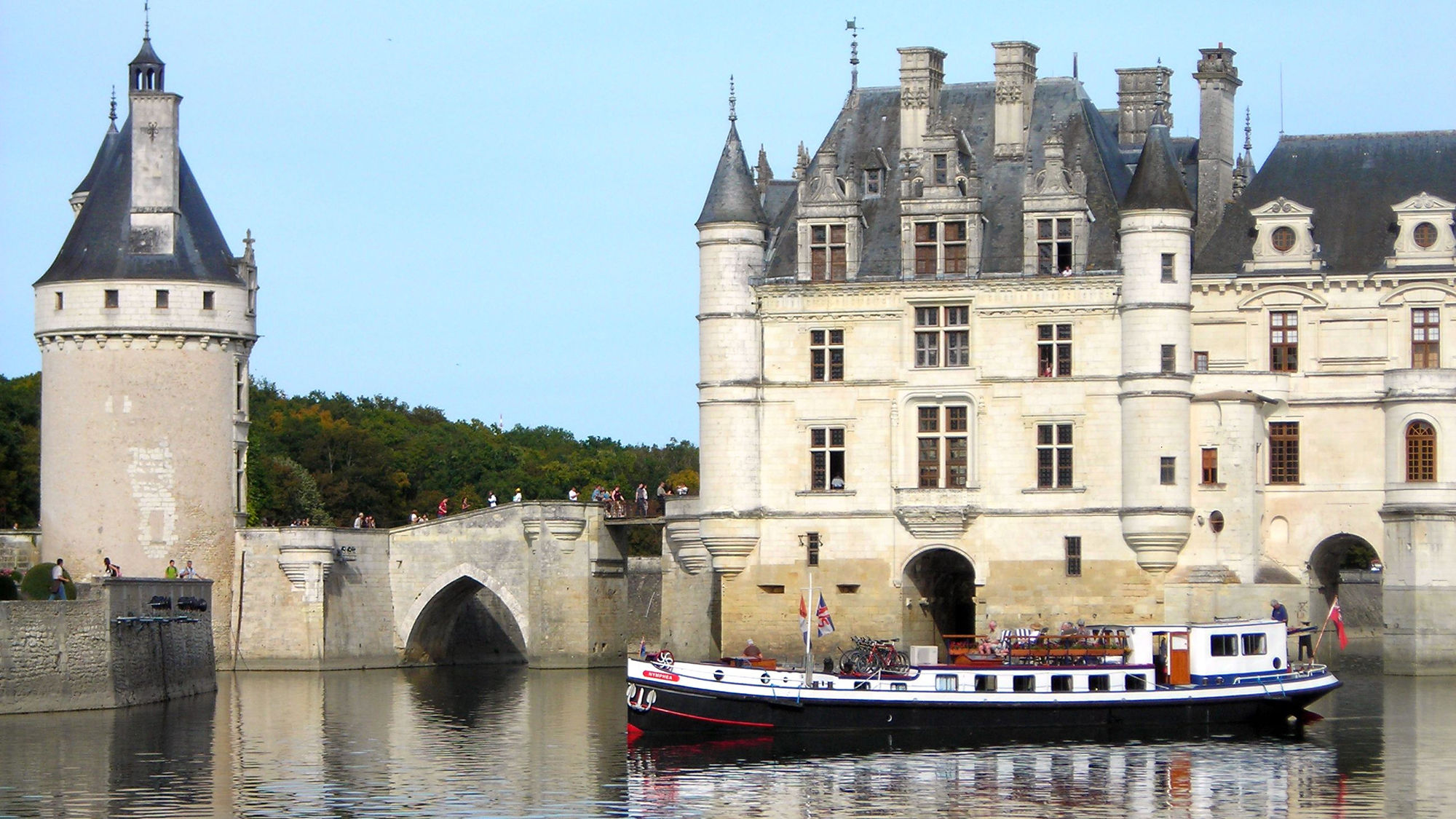 European Waterways offers Renaissance cruises on the Cher River: Travel ...