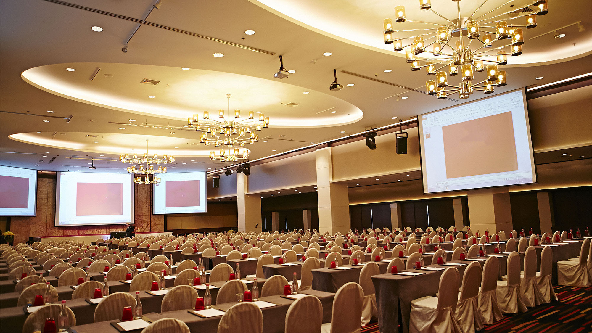 Is the hotel commission model on borrowed time?: Travel Weekly