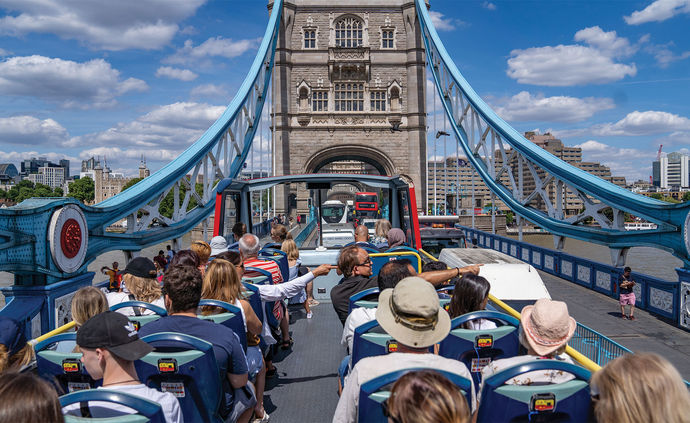 Day tours bounce back in big cities, but recovery is spotty globally ...