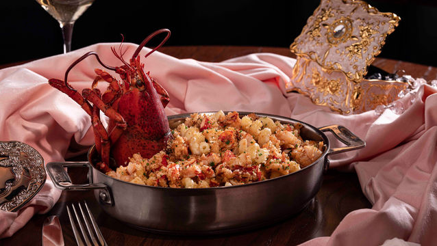 Stanton Social Prime brings flambe, and flamboyance, to Caesars Palace ...