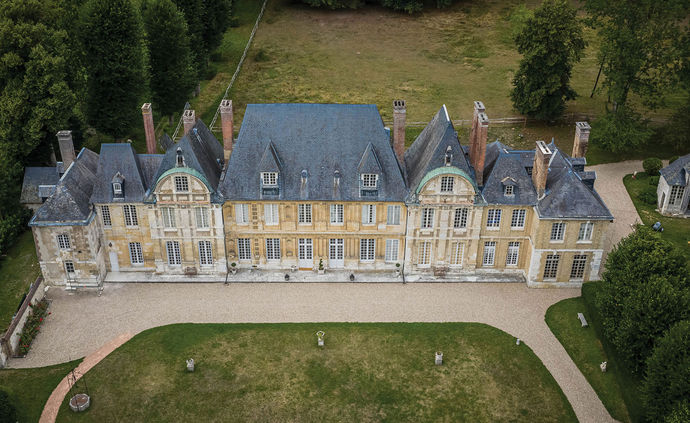 Tauck introduces river cruise itineraries that feature palatial dining ...