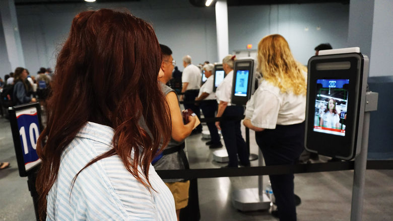 Carnival Cruise Line reaches milestone with customs biometrics: Travel ...