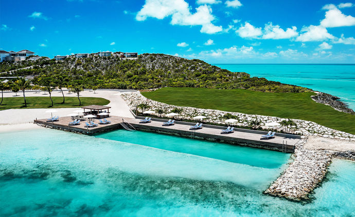 Caribbean's first ocean pool at Wymara Resort in Turks and Caicos ...