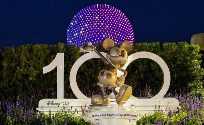 Disney thanks top sellers at EarMarked summit: Travel Weekly