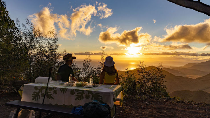 A new West Oahu tour combines hiking, snorkeling and unique views ...
