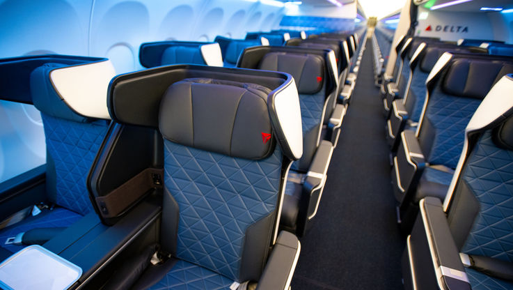 Delta retrofitting its Boeing 737-800 NGs with its newest first-class ...